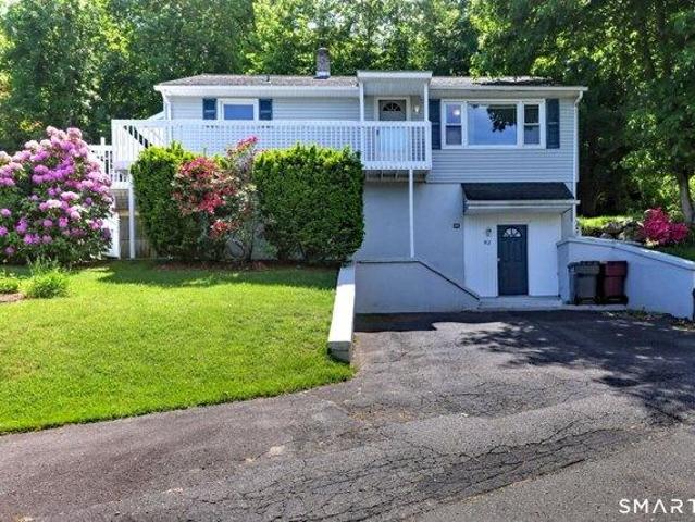 3 bedroom, Naugatuck CT 06770 104441339
