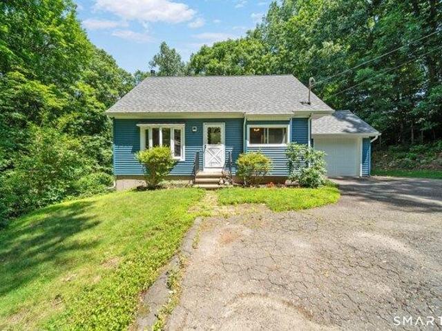 3 bedroom, Naugatuck CT 06770 104652394