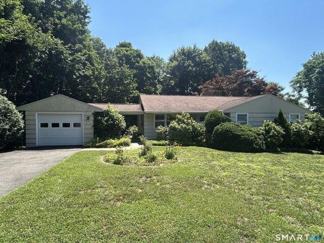 3 bedroom, Naugatuck CT 06770 104758447