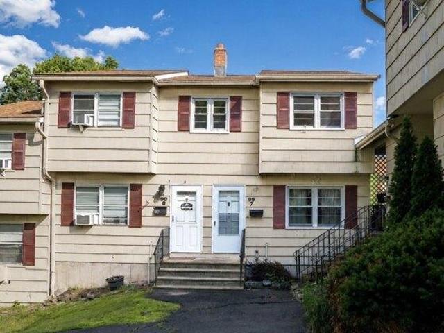 3 bedroom, Naugatuck CT 06770 104761503
