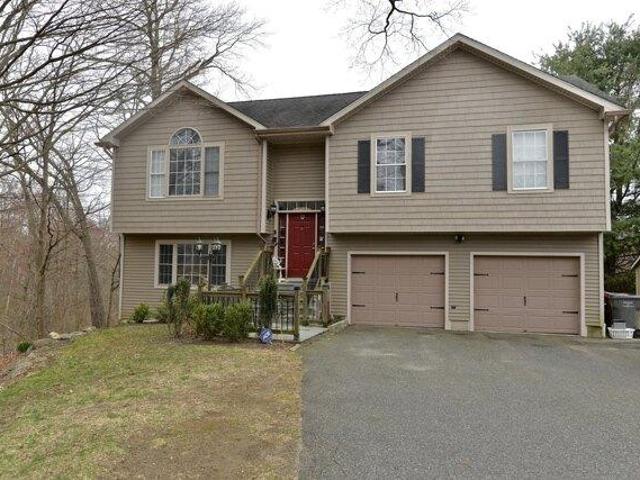 3 bedroom, Naugatuck CT 06770 89657877