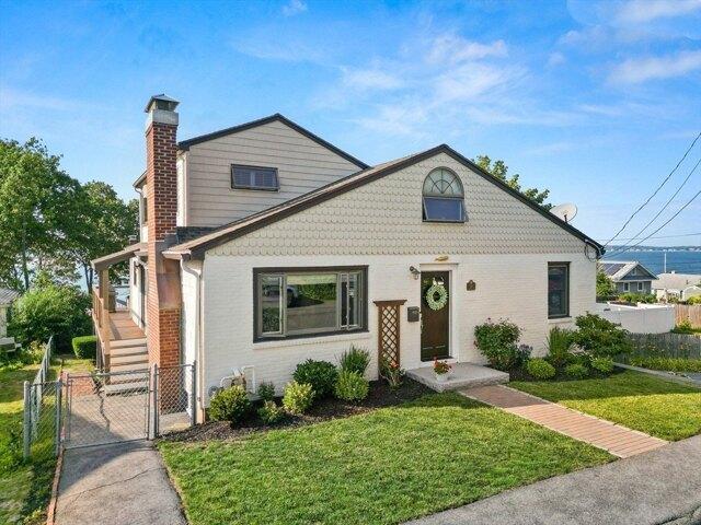 3 bedroom, Nahant MA 01908 102962342