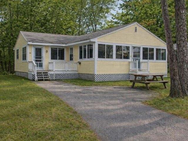 3 bedroom, Naples ME 04055 LS103099612