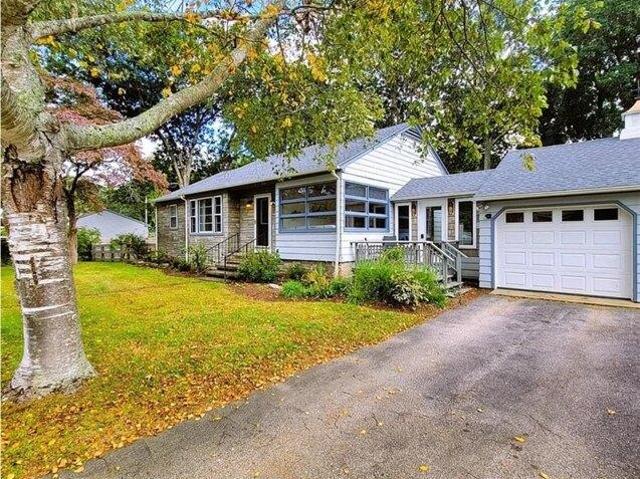 3 bedroom, Narragansett RI 02874 102344141