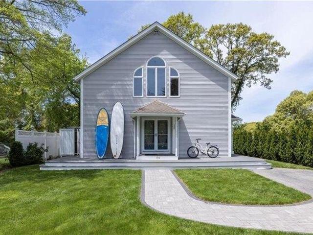 3 bedroom, Narragansett RI 02882 104044957