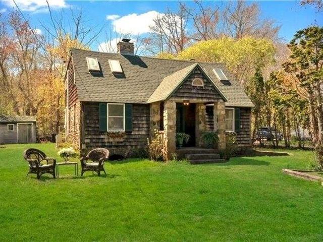3 bedroom, Narragansett RI 02882 104568363