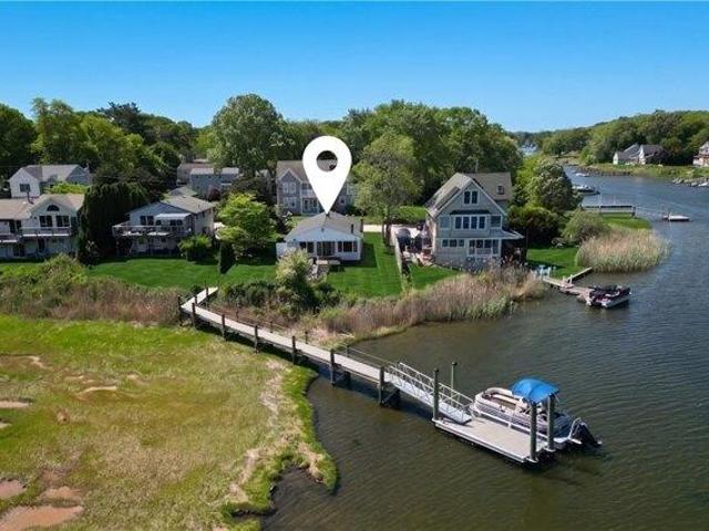 3 bedroom, Narragansett RI 02882 104652056