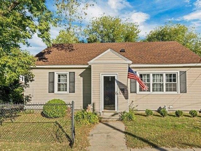 3 bedroom, Nashua NH 03060 102592213