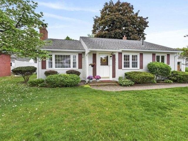 3 bedroom, Nashua NH 03060 104791844
