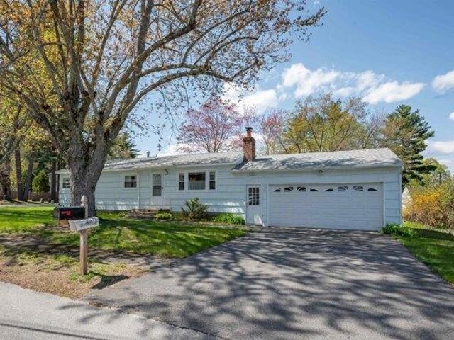3 bedroom, Nashua NH 03062 102280713
