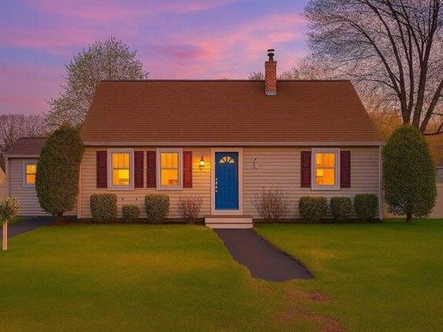 3 bedroom, Nashua NH 03063 LS103036937