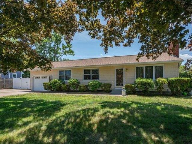 3 bedroom, Nashua NH 03063 104075078