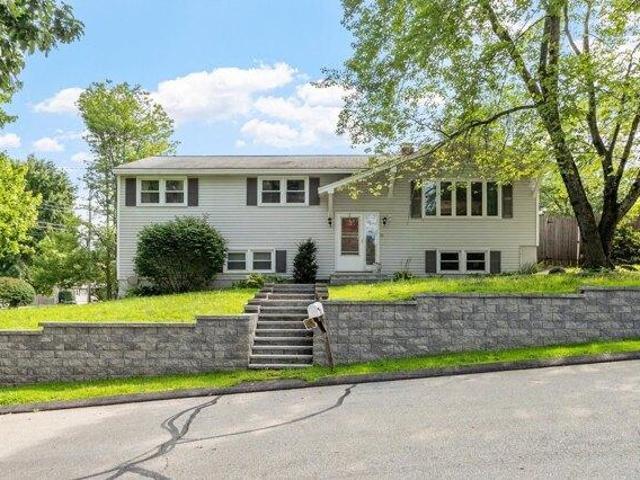 3 bedroom, Nashua NH 03063 105080787