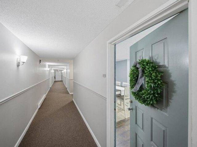 3 bedroom, Nashua NH 03063 105095609