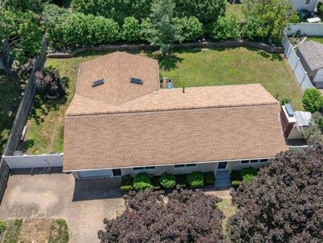 3 bedroom, Nashua NH 03063 105116136