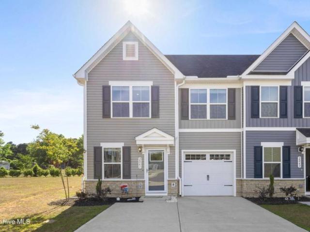 3 bedroom, NC NC 101882535