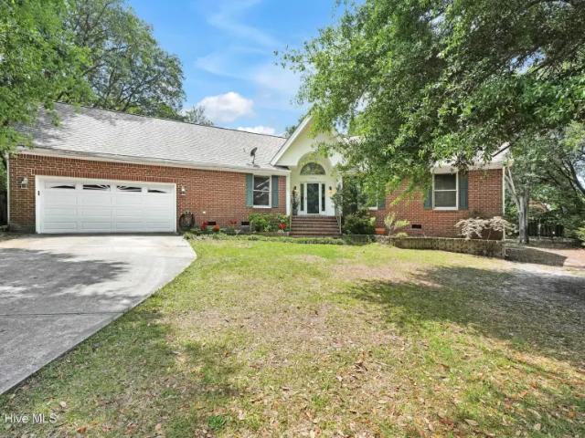 3 bedroom, NC NC 102272164