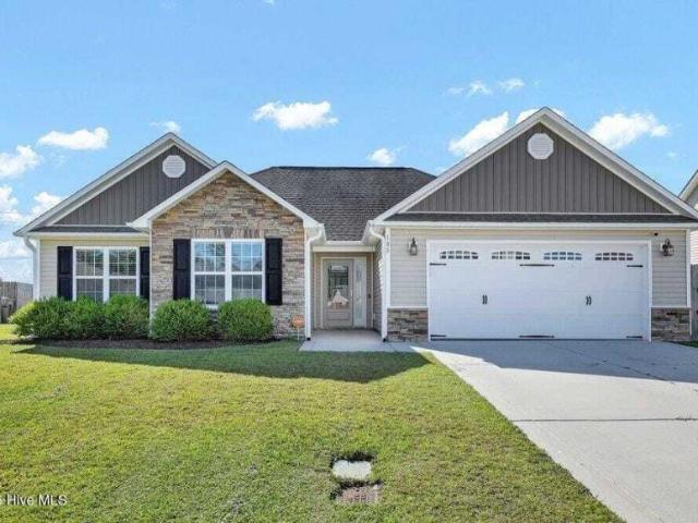 3 bedroom, NC NC 102339362