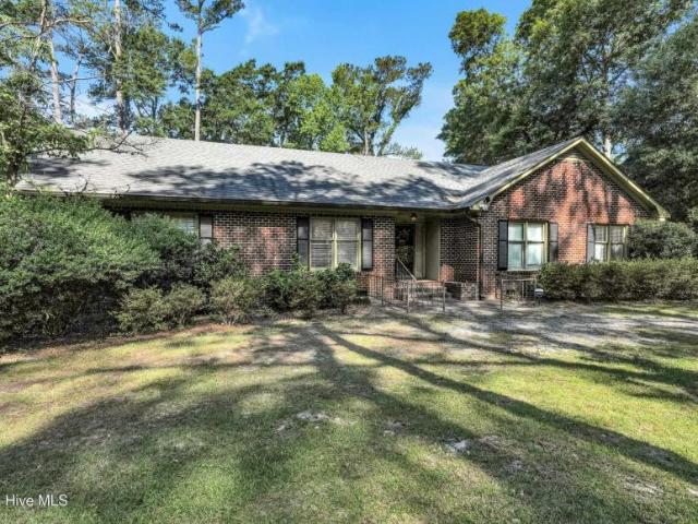 3 bedroom, NC NC 102468870