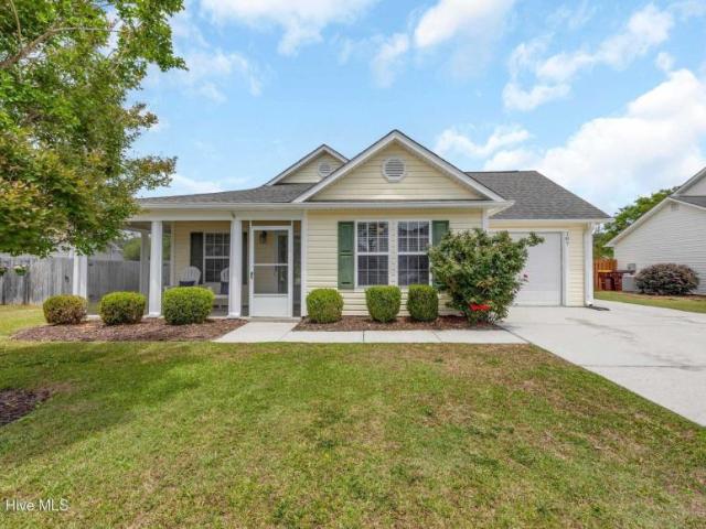 3 bedroom, NC NC 102520715