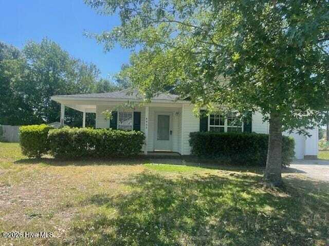 3 bedroom, NC NC 102520727