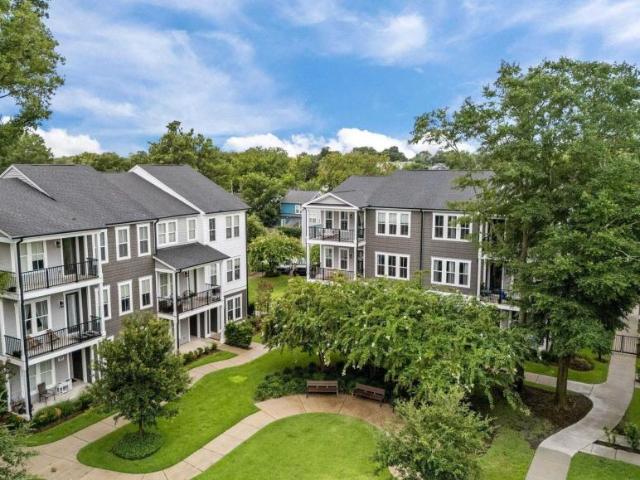 3 bedroom, NC NC 102553547