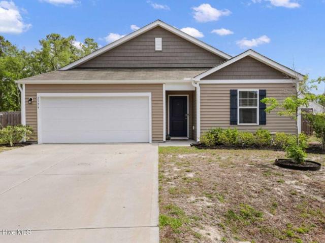 3 bedroom, NC NC 102553554