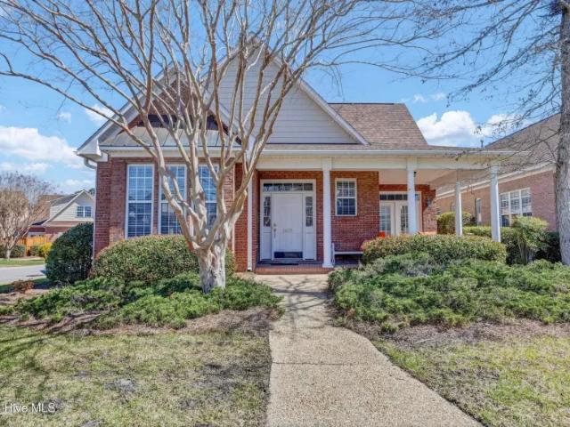 3 bedroom, NC NC 102715758