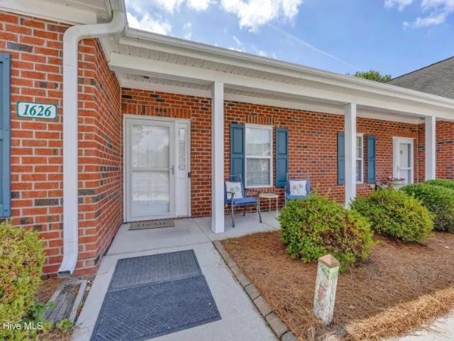 3 bedroom, NC NC 102752898