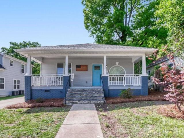 3 bedroom, NC NC 28205 102434988