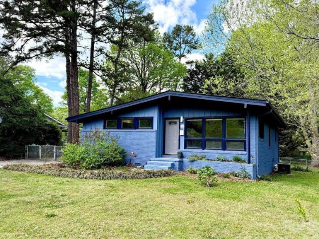 3 bedroom, NC NC 28205 LS101368393