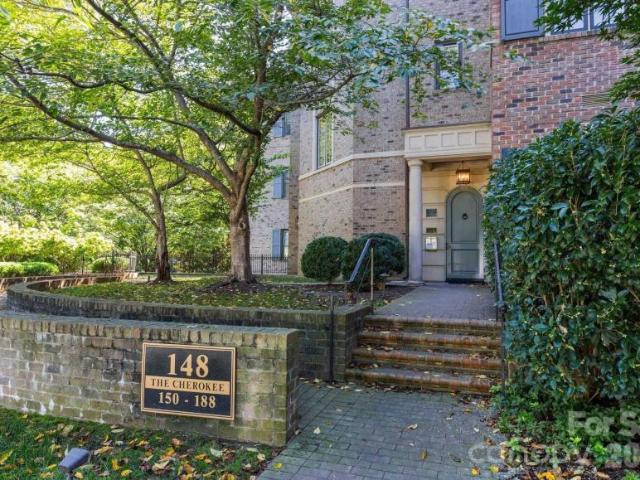 3 bedroom, NC NC 28207 LS102399997