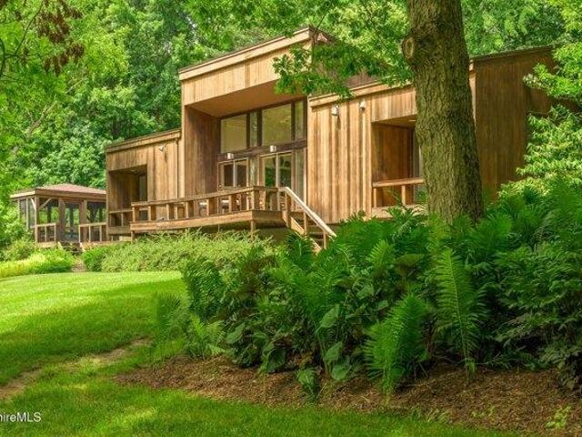 3 bedroom, New Marlborough MA 01230 103888069