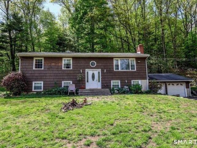 3 bedroom, New Milford CT 06776 104540394