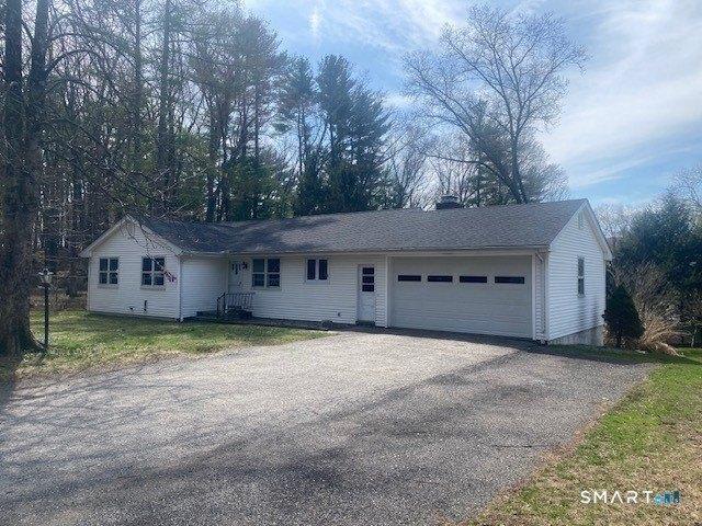 3 bedroom, New Milford CT 06776 104542454