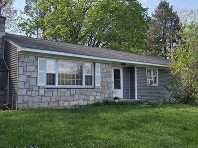 3 bedroom, New Milford CT 06776 102213026