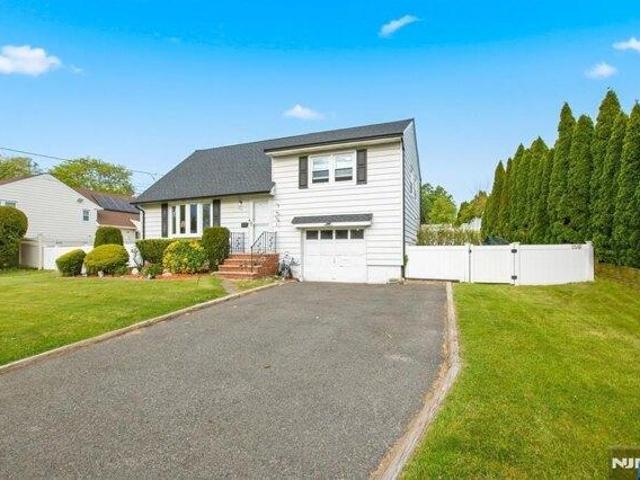 3 bedroom, New Milford NJ 07646 102530729