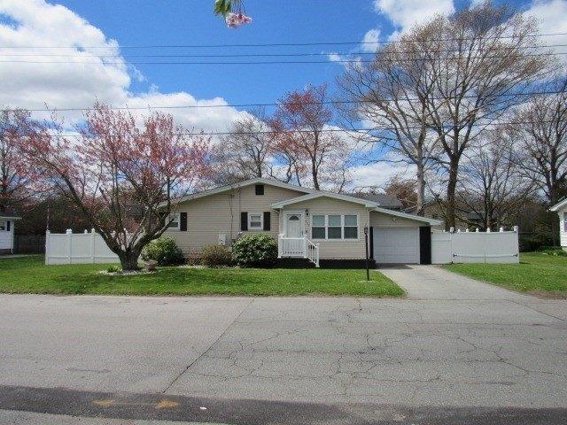 3 bedroom, New Bedford MA 02740 104571840