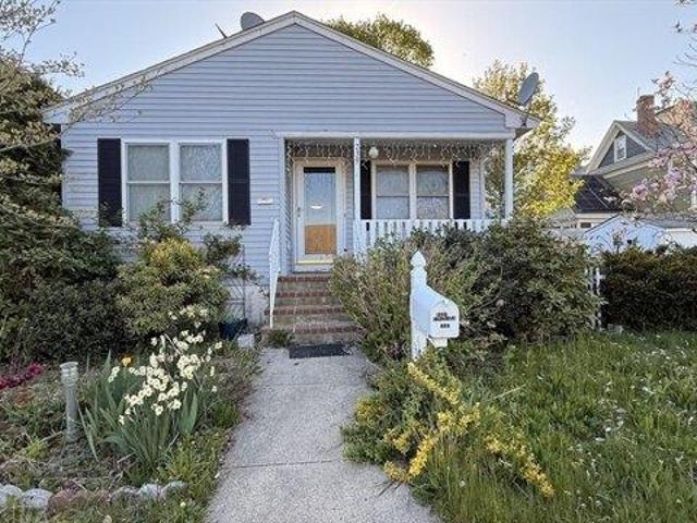 3 bedroom, New Bedford MA 02740 104833085