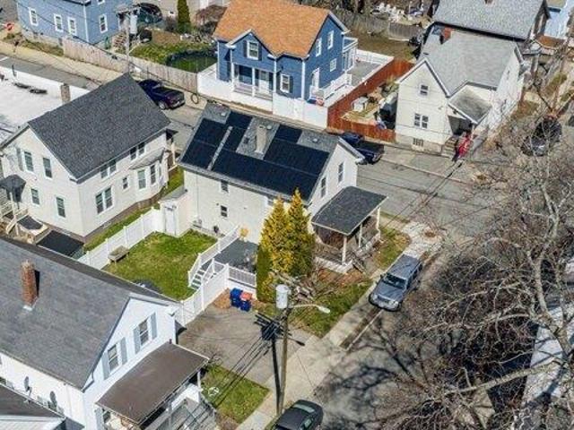 3 bedroom, New Bedford MA 02740 102215112