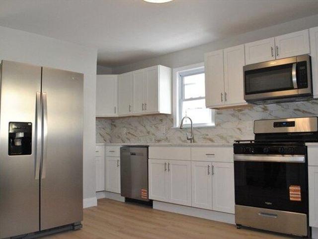 3 bedroom, New Bedford MA 02740 102477182