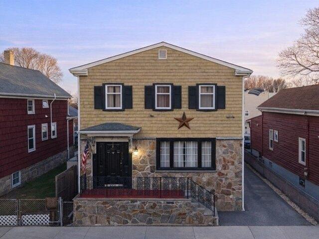 3 bedroom, New Bedford MA 02740 LS102475360