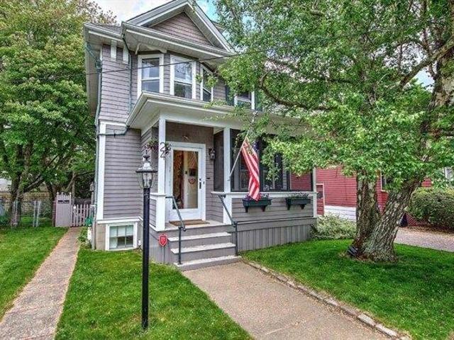 3 bedroom, New Bedford MA 02740 LS103035569
