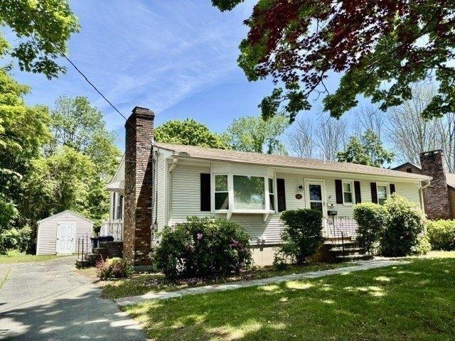 3 bedroom, New Bedford MA 02745 105104899