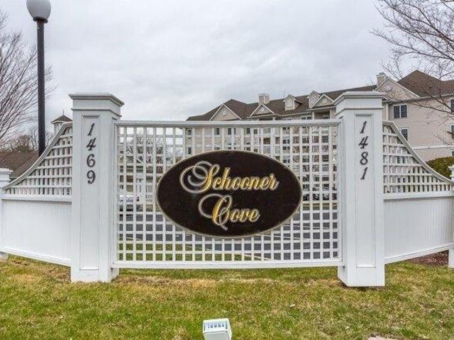 3 bedroom, New Bedford MA 02745 102343696