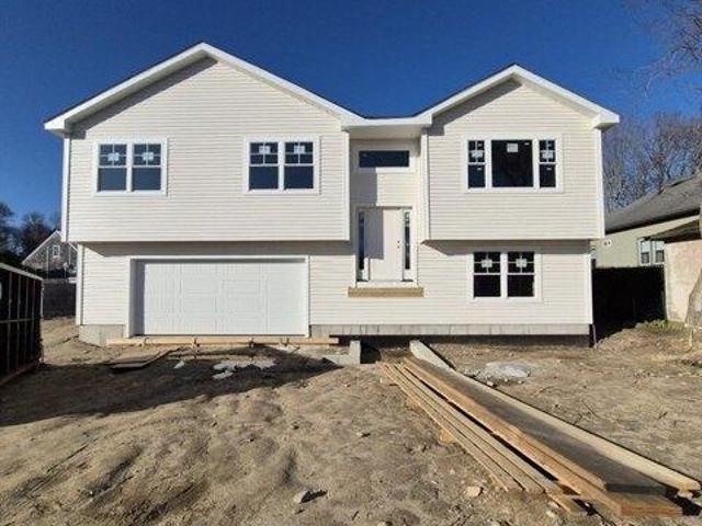3 bedroom, New Bedford MA 02745 102343900