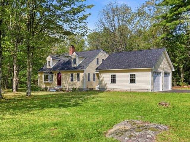 3 bedroom, New Boston NH 03070 LS102635721