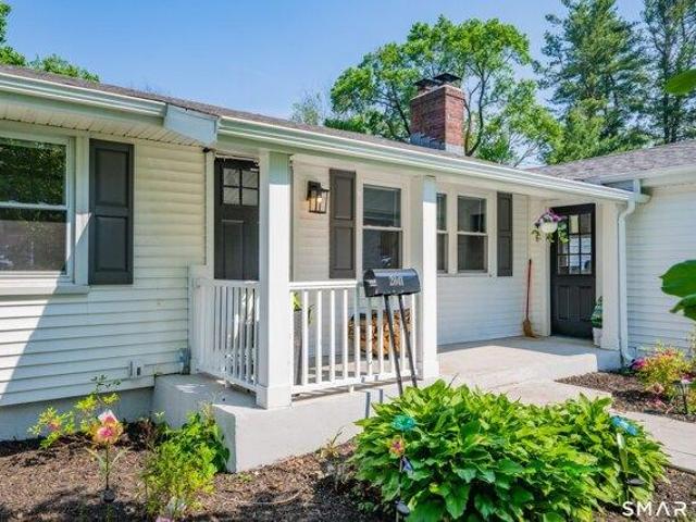 3 bedroom, New Britain CT 06053 104512104