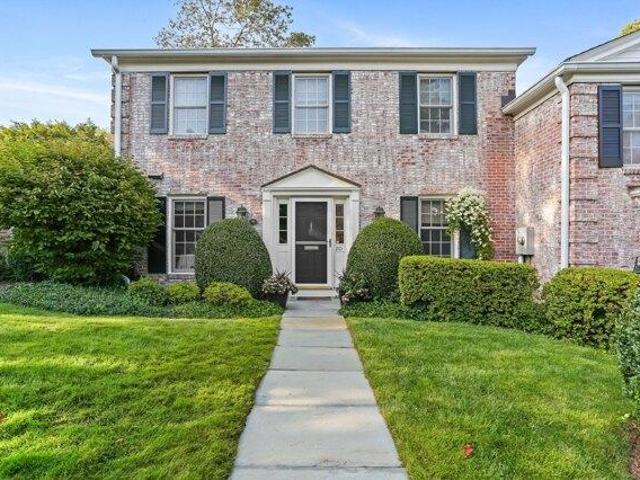 3 bedroom, New Canaan CT 06840 102345402