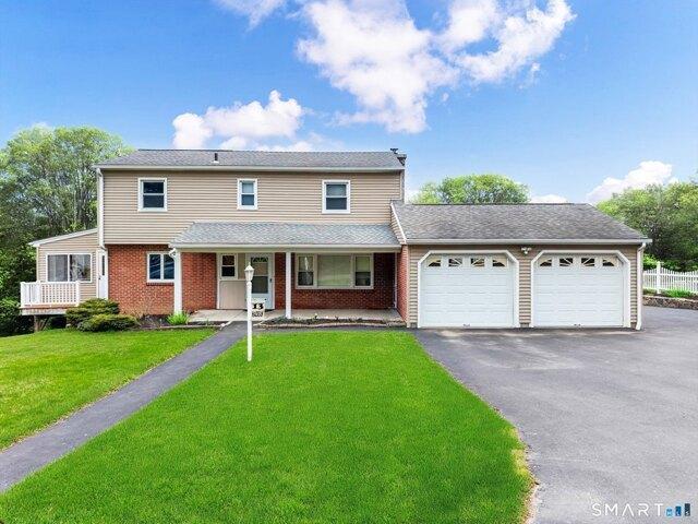 3 bedroom, New Fairfield CT 06812 104542486
